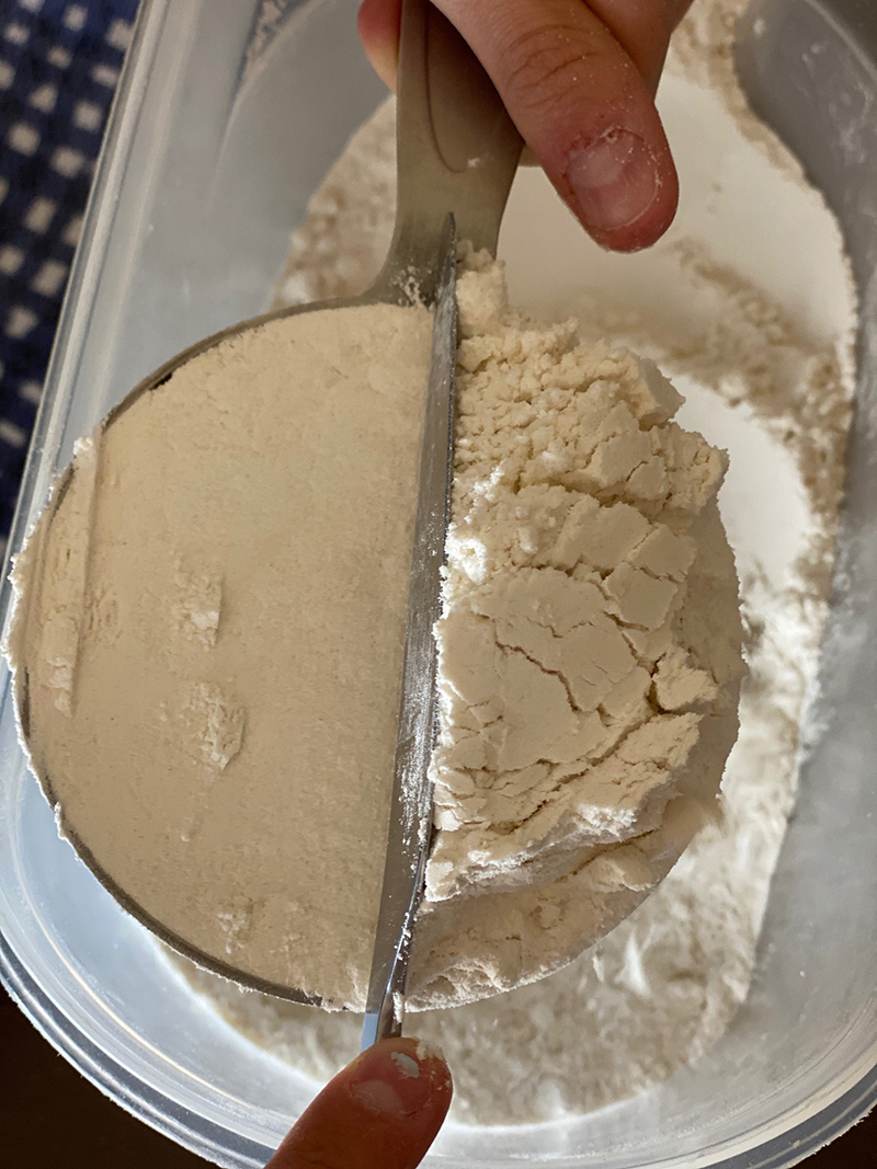 Measuring Flour (the correct way!) – Sweet Spatula: Growing up baking ...